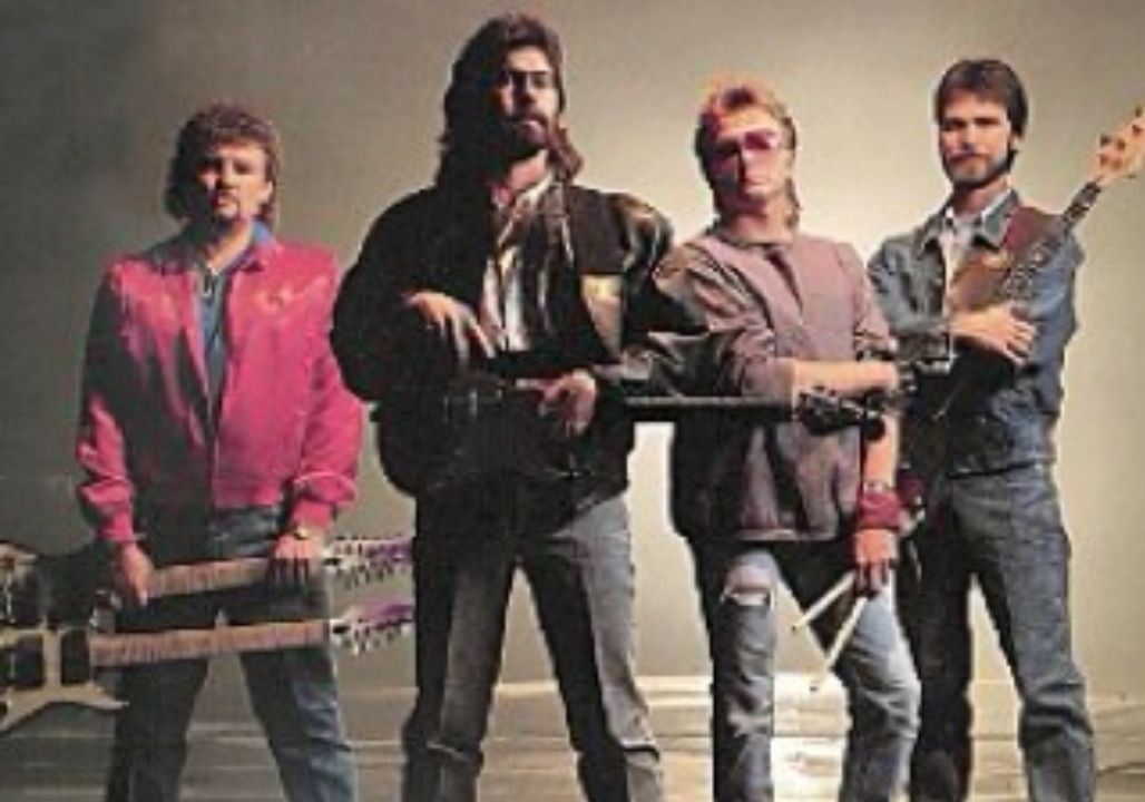 Alabama - Christmas In Dixie (Official Audio)