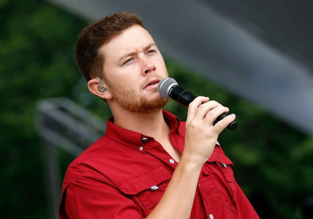 Scotty McCreery – First Noel