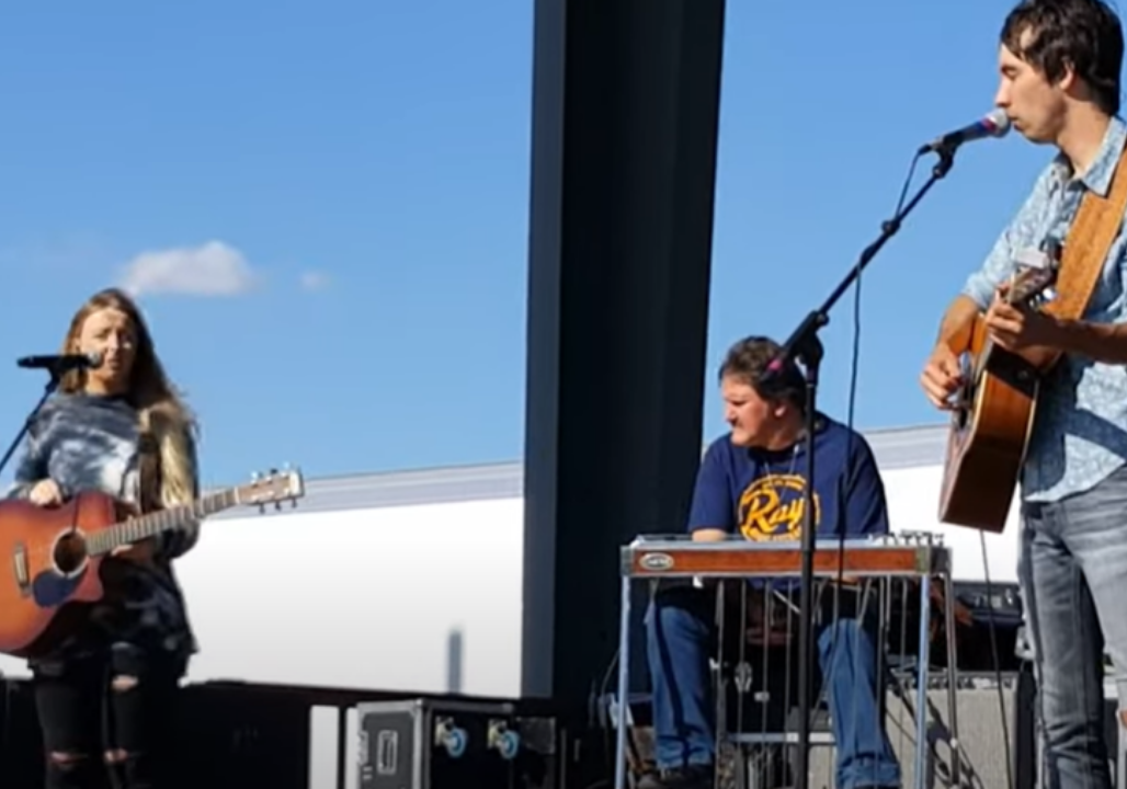 Mo Pitney & sister Holly, "TILL THE END" cover of Vern Gosdin song ...