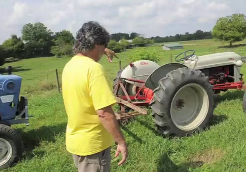 Alabama's Randy Owen shows The Tennessean around his farm, garden ...