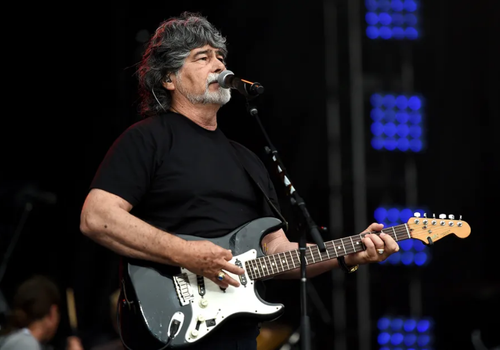Randy Owen, the legendary voice behind Alabama, delivered a tribute so ...