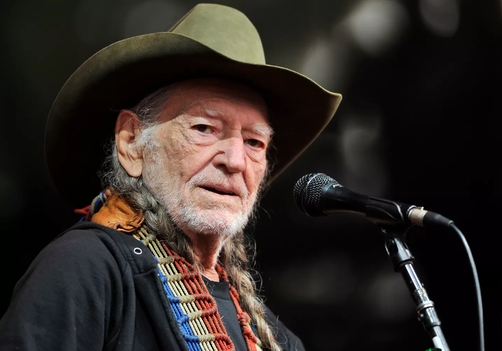 Willie Nelson Says He Has No Reason to 'Worry About Dying' at 92: 'I'm ...